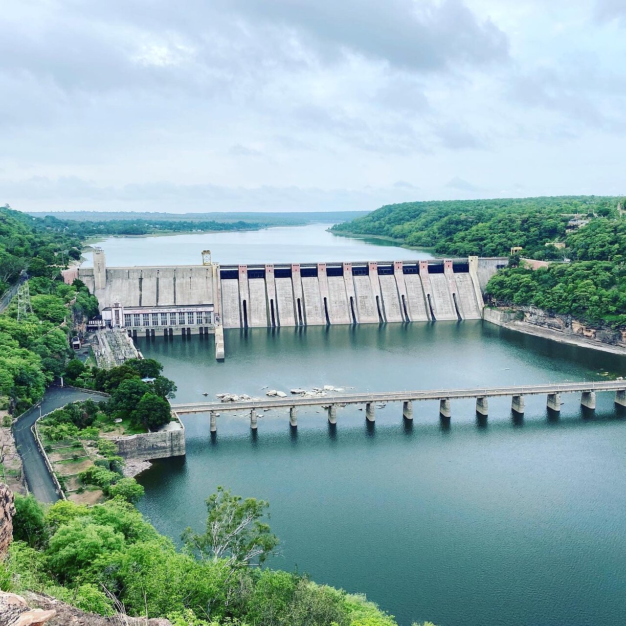 Discover the Location of Gandhi Sagar Dam: A Serene Marvel
