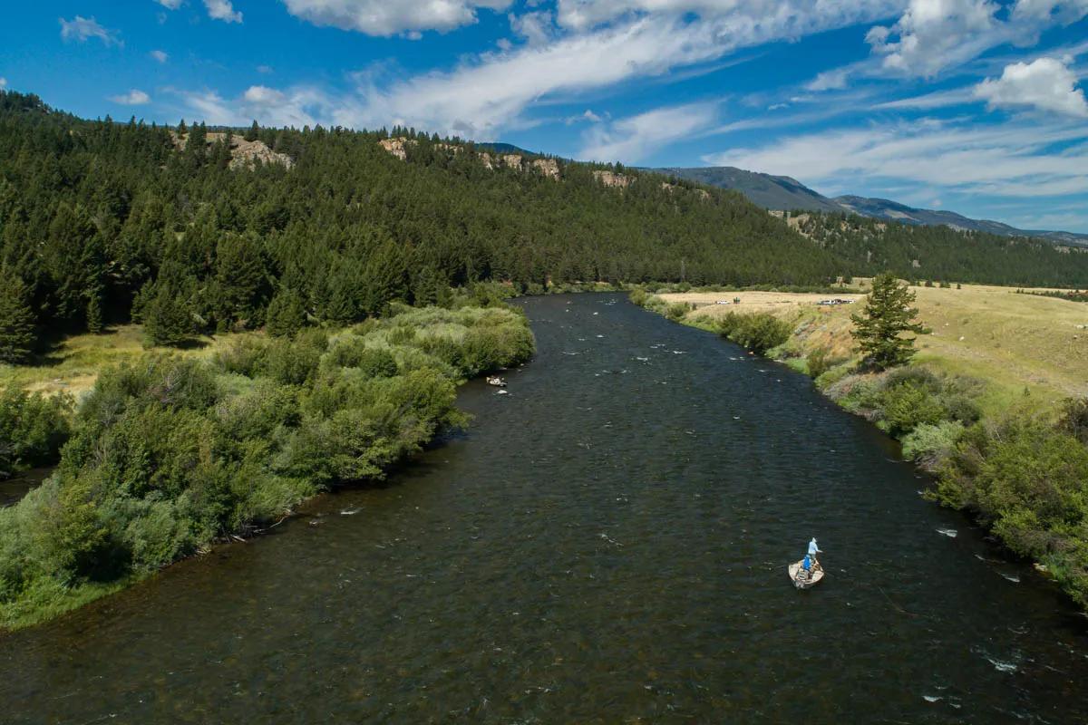 Discover the Madison River's Location: Where Nature's Beauty Unfolds